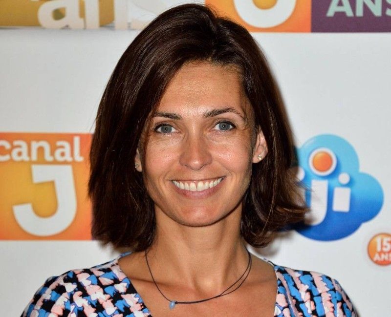 Adeline Blondieau Sest Brûlée Le Visage Cils Et Sourcils Brûlés